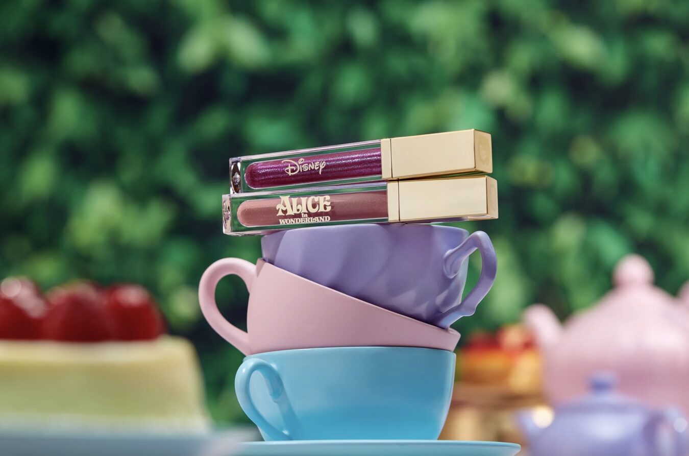 La collection Sigma Beauty x Disney Alice in Wonderland - Vanilla Beauté